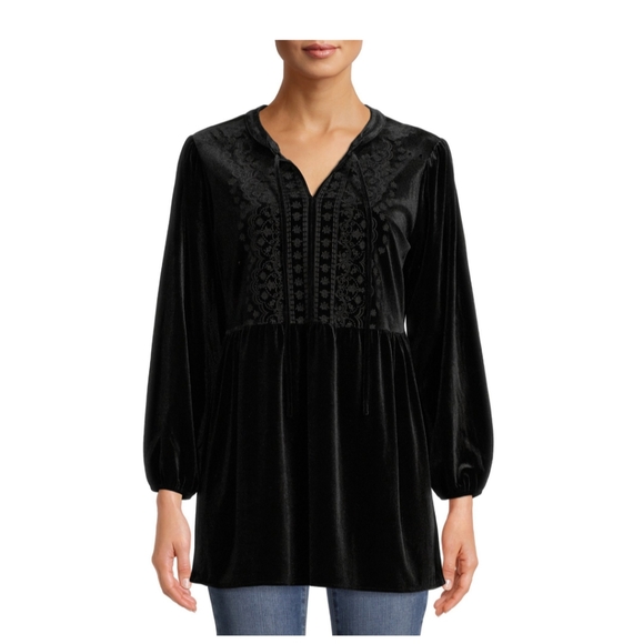 The Pioneer Woman | Tops | A New The Pioneer Woman Embroidered Empire ...